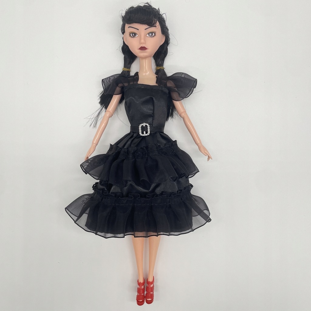 Wednesday Addams LALKA figurka Barbie prezent dla dziewczynki ...