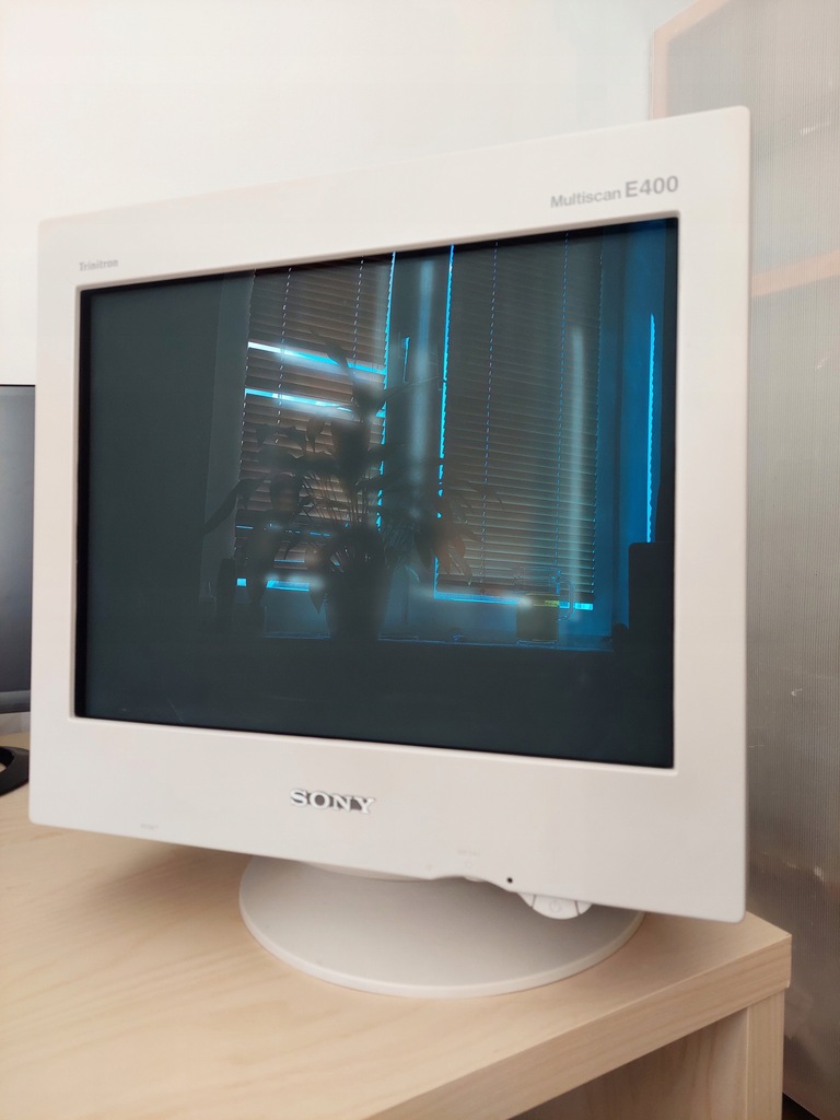 Monitor Sony 19" FD Trinitron Multiscan E400 - 12549780224 - oficjalne ...