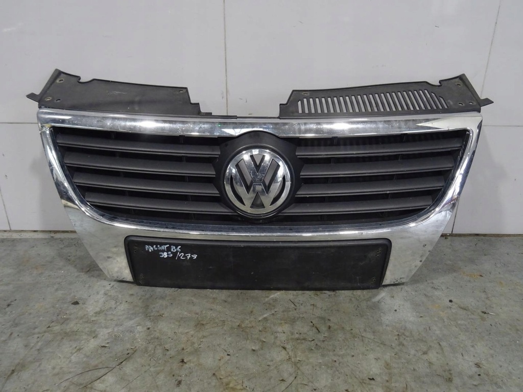 GRIL GRILL ATRAPA ANTRAPA EMBLEMAT VW PASSAT B6 - 12742215725 - oficjalne archiwum Allegro