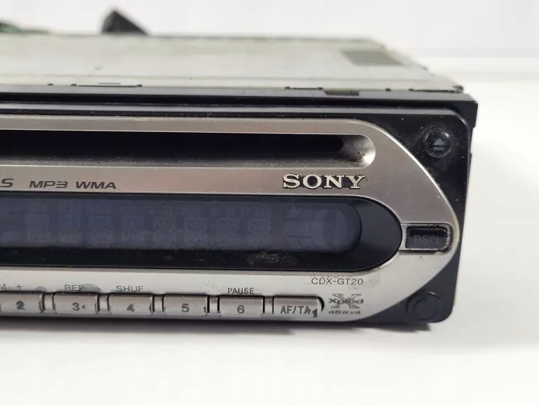 RADIO SAMOCHODOWE SONY CDX-GT20 - 12605678492 - oficjalne archiwum Allegro