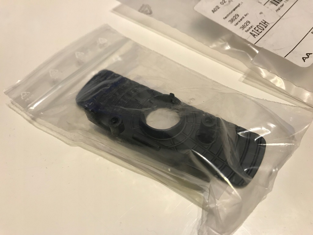 BMW F10 F11 UCHWYT KAMERA ZDERZAK 51117207922 - 7939104425 - oficjalne ...