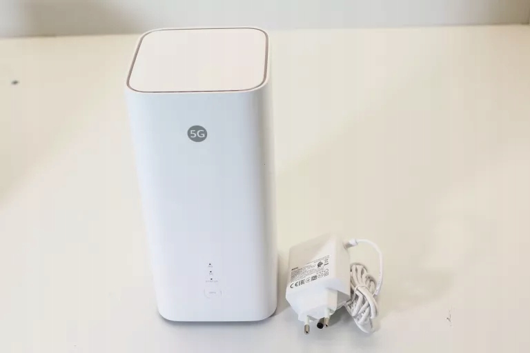 SPEEDBOX ROUTER 5G CPE 3 GHTELCOM H135-380 - 13152650130 - oficjalne ...