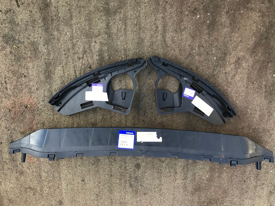 volvo xc60 mocowanie reflektora slizg absorber - 13907921800 ...