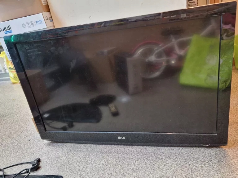 TELEWIZOR LCD LG 42LG3000 PILOT - 12650996508 - oficjalne archiwum Allegro
