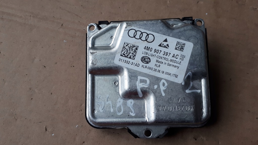 S4 B9 A4 8W MODUŁ PRZETWONICA LED 4M0907397AC A5 - 13526400134 ...