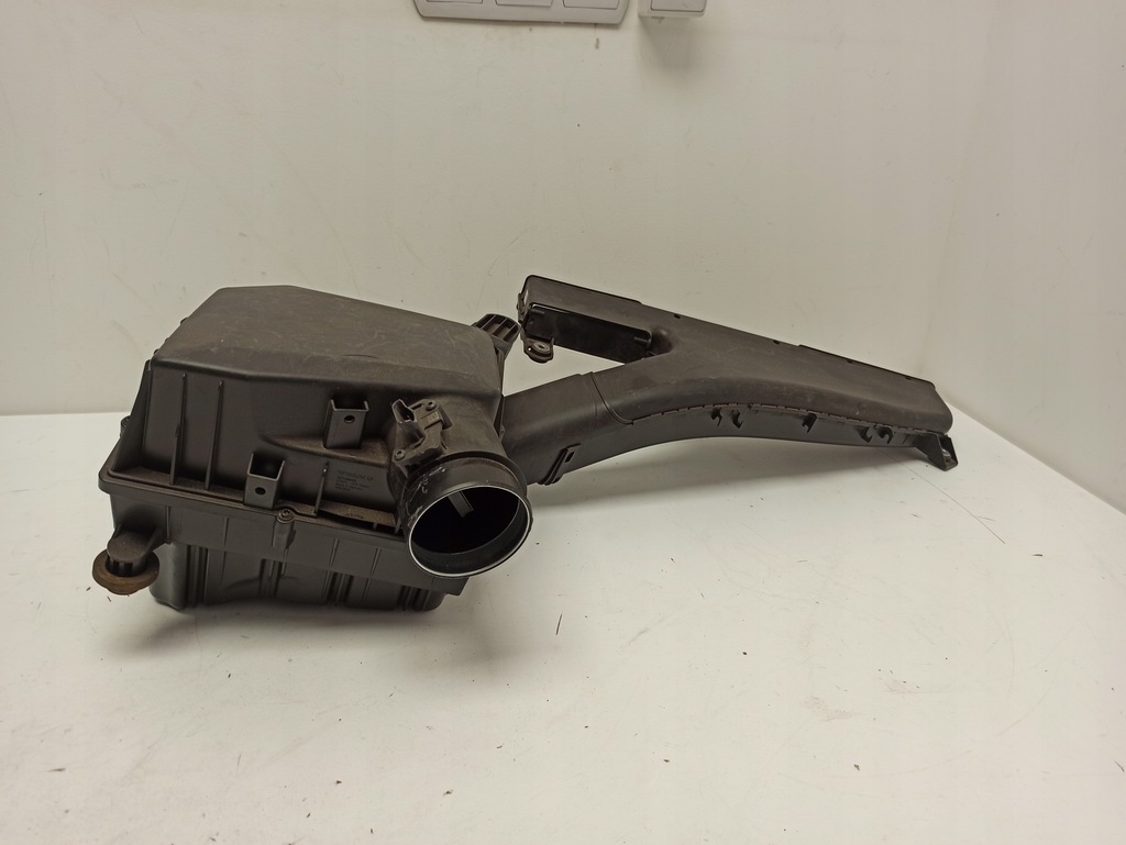 VOLVO XC40 17- OBUDOWA FILTRA POWIETRZA OE 32146442 - 14985791825 ...