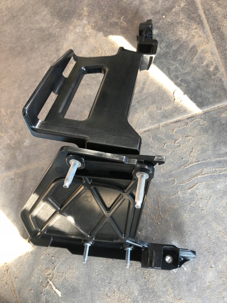 Peugeot 308 T9 P84 obudowa akumulatora 9808674780 - 8076373557 ...