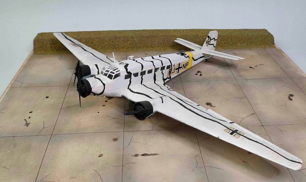 Junkers Ju-52 1/72 Sklejony 01 - 12864100460 - oficjalne archiwum Allegro