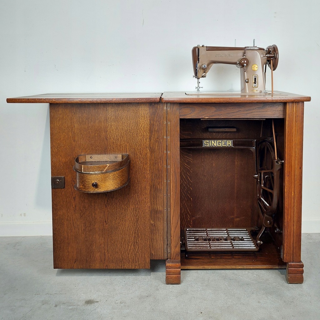 MASZYNA DO SZYCIA SINGER 306 k W ZABYTKOWEJ SZAFCE SPRAWNA POZASIECIOWA ...
