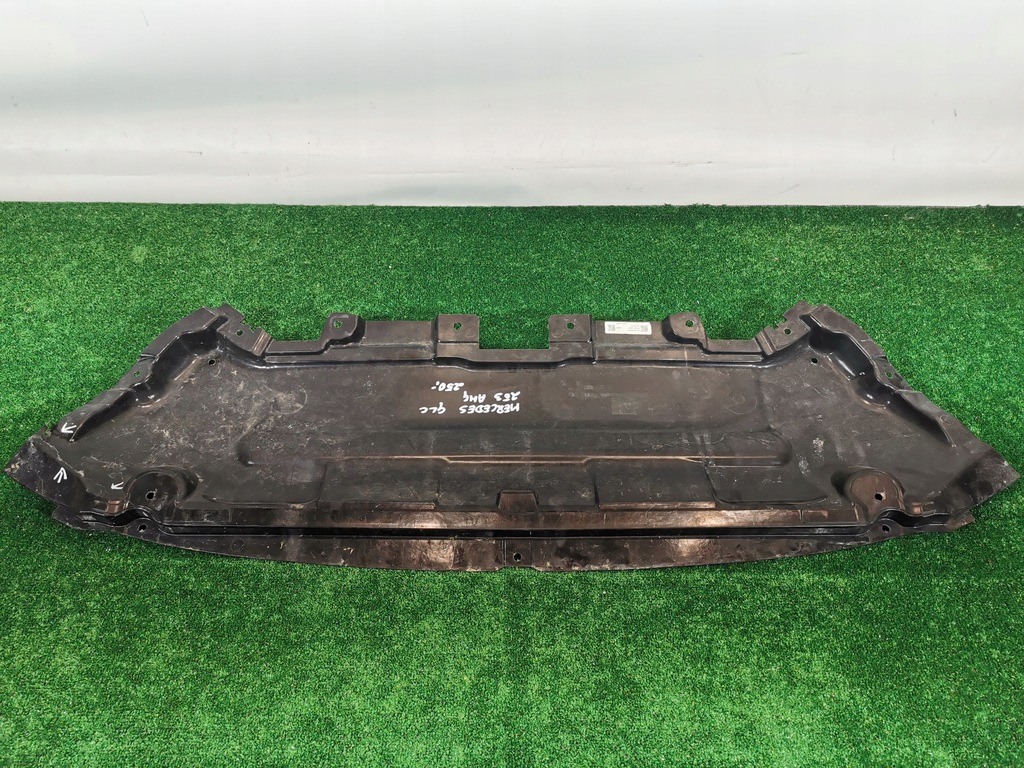 Płyta osłona pod zderzak Mercedes GLC AMG 253 - 11637467303 - oficjalne ...