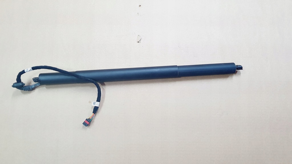 SIŁOWNIK KLAPY AUDI Q3 LIFT 83A827851A ORYGINAŁ - 10858489699 ...