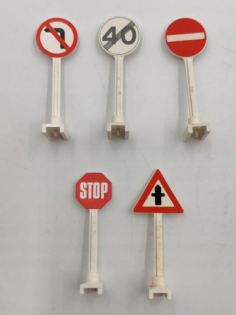 (J765) Lego ZNAK DROGOWY MIX - 5 SZTUK - 15299833064 - oficjalne archiwum Allegro