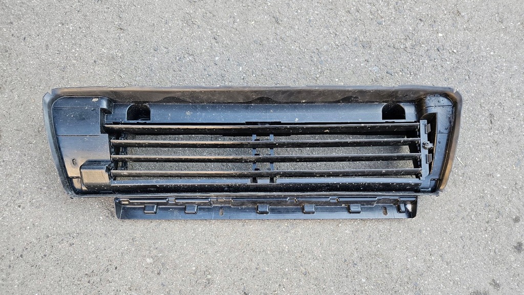 ŻALUZJA KIEROWNICA POWIETRZA Dacia Duster II 1.5 214F69647R ...