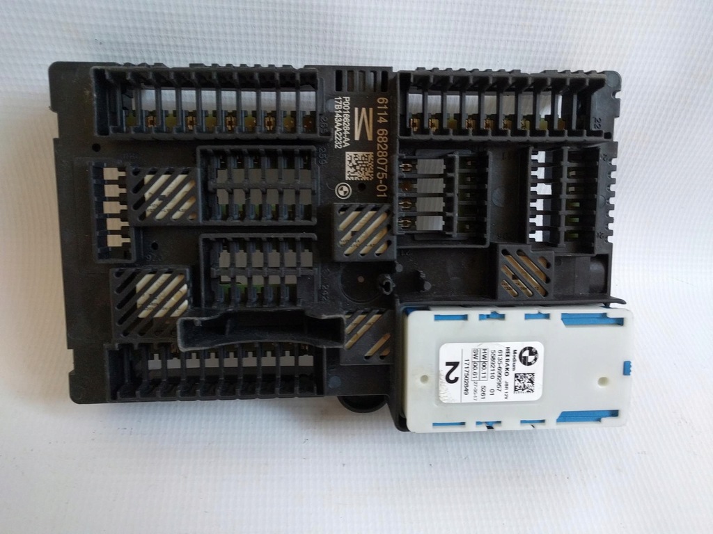 ROZDZIELACZ PRĄDU SKRZYNKA BMW X3 G01 6828075 - 7535922585 - oficjalne ...