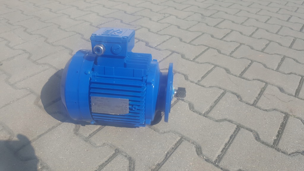 Silnik elektryczny kołnierzowy 1,1 kW 1400 obr/min - 8428938481 - oficjalne archiwum Allegro