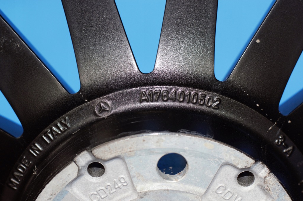 MERCEDES C KLASA W205 WĄŻ PRZEWÓD WODY A2058302102 - 7467451539 ...