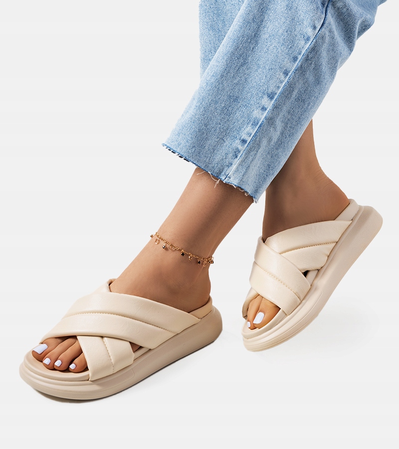 Hers Klapki damskie beżowe na platformie eko skóra Kolor r. 40 - 15842069937 - oficjalne ...