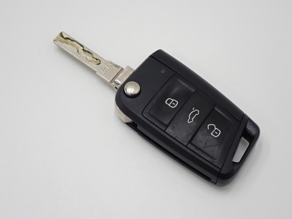 KLUCZYK KLUCZ PILOT ORYG SKODA OCTAVIA III 5E 14R - 12402123844 - oficjalne archiwum Allegro