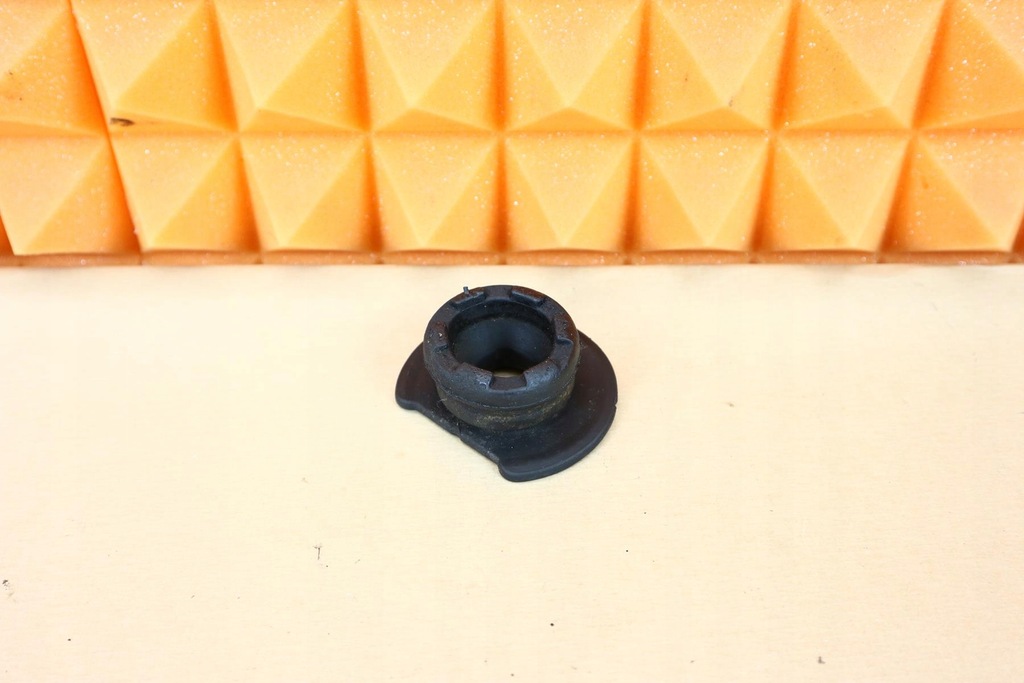 MERCEDES SLK R171 GUMA MOCOWANIE CHŁODNICY WODY - 12736611629 ...