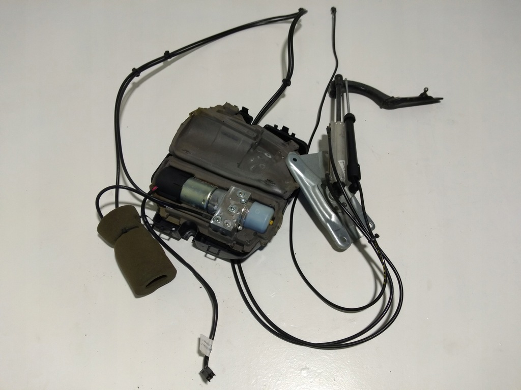 MERCEDES ML W164 MECHANIZM POMPA SIŁOWNIK KLAPY - 12431366142 ...