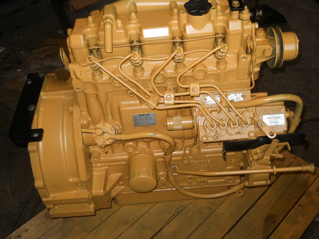 SILNIK CATERPILLAR PERKINS 104-22 - 11114909060 - oficjalne archiwum Allegro