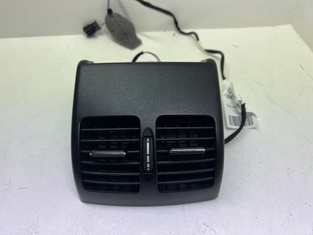 MERCEDES W207 KRATKA NAWIEWU TUNEL PODŁOKIETNIK - 12755447404 ...