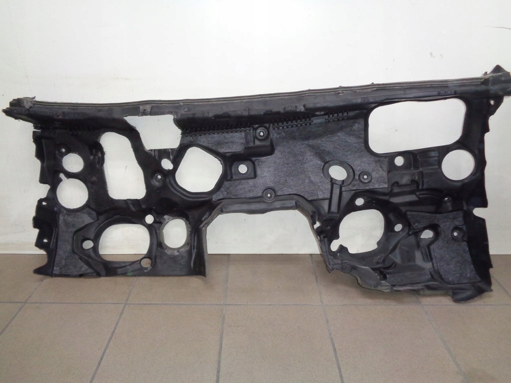 MERCEDES W205 COUPE WYGŁUSZENIE ŚCIANY GRODZIOWEJ - 8267888035 ...