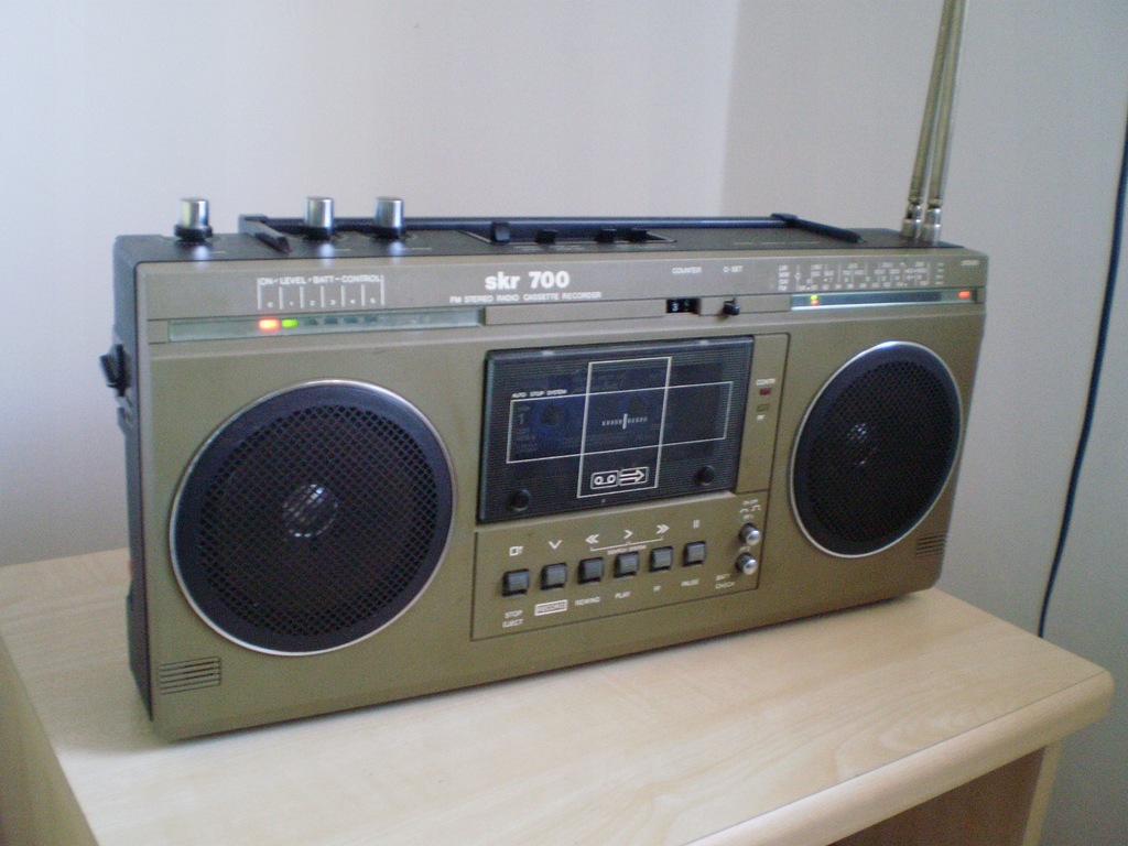 Radiomagnetofon SKR 700 - 8404547683 - oficjalne archiwum Allegro