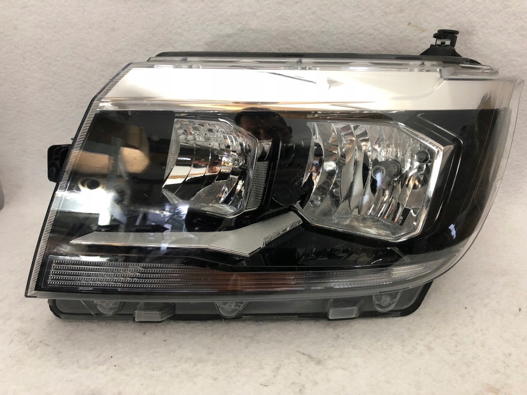LAMPA LEWA REFLEKTOR LEWY VW CRAFTER 2 II MAN TGE 7C1 941 005 ...