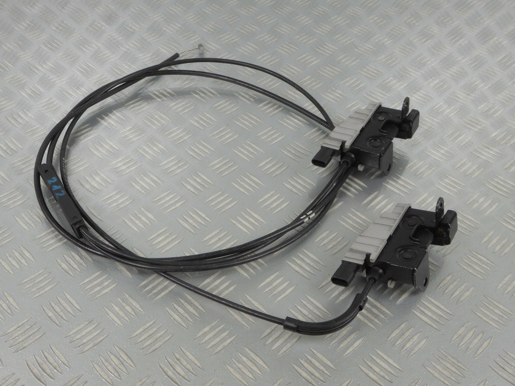 2128210251 rygiel zamek maski MERCEDES W212 E - 7929500373 - oficjalne ...