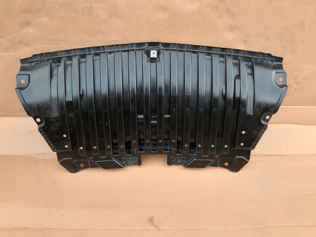 OSŁONA PŁYTA POD SILNIK MERCEDES W213 A2135201300 - 9993679019 ...