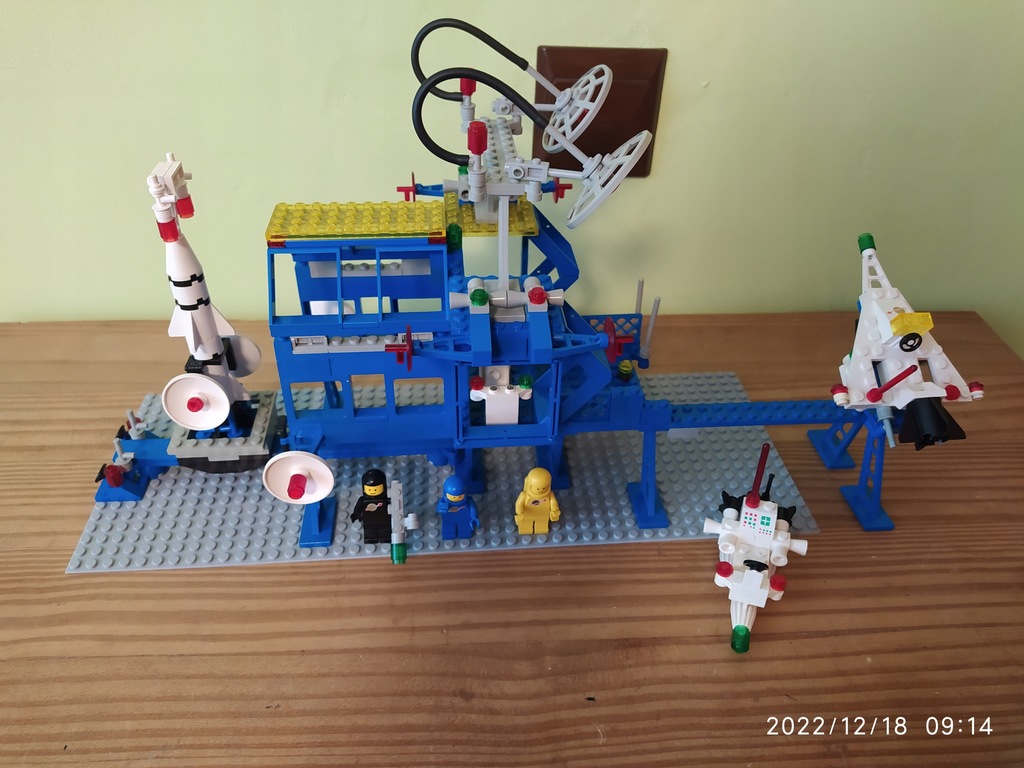 Lego 6971 intergalactic command base classic space - 13034740017 ...