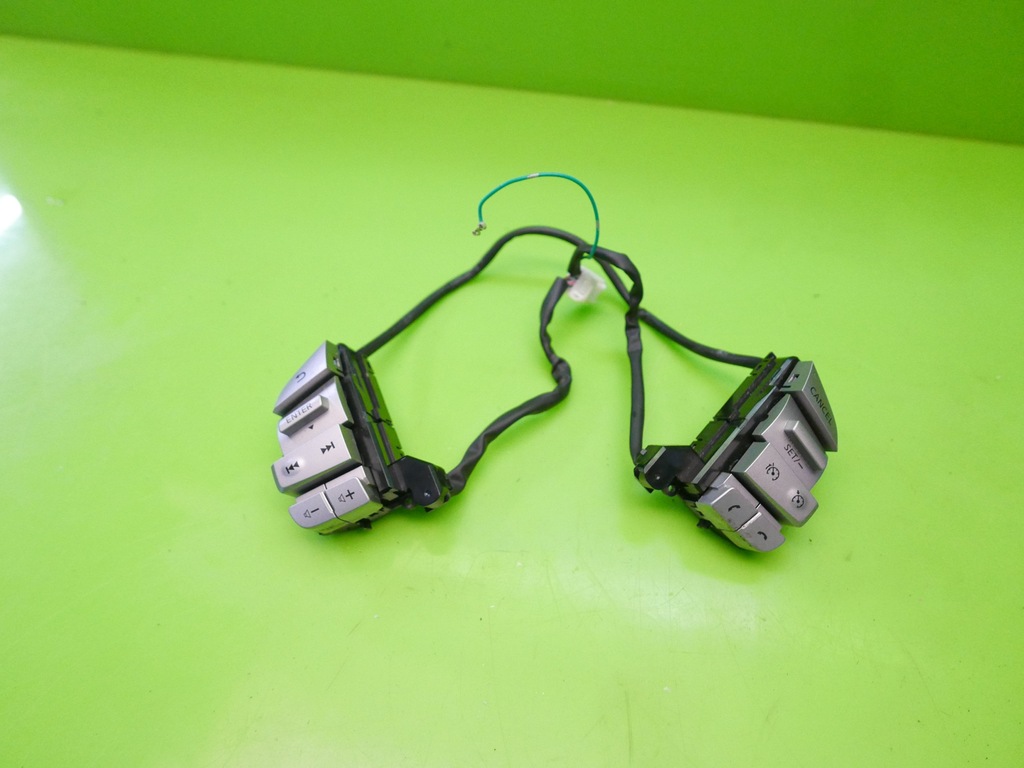 PRZEŁĄCZNIKI KIEROWNICY NISSAN QASHQAI II J11 13- - 7073732188 - oficjalne archiwum Allegro