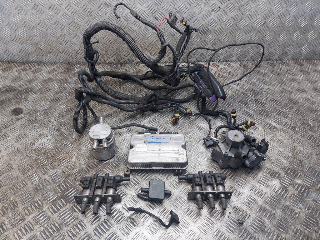 INSTALACJA GAZOWA 6 CYL LPGTECH TECH-516 BARRACUDA - 14886010512 - oficjalne archiwum Allegro