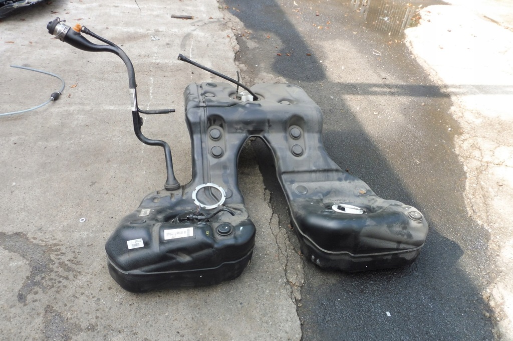 PORSCHE PANAMERA 970 ZBIORNIK PALIWA BAK POMPA - 8410771295 - oficjalne ...