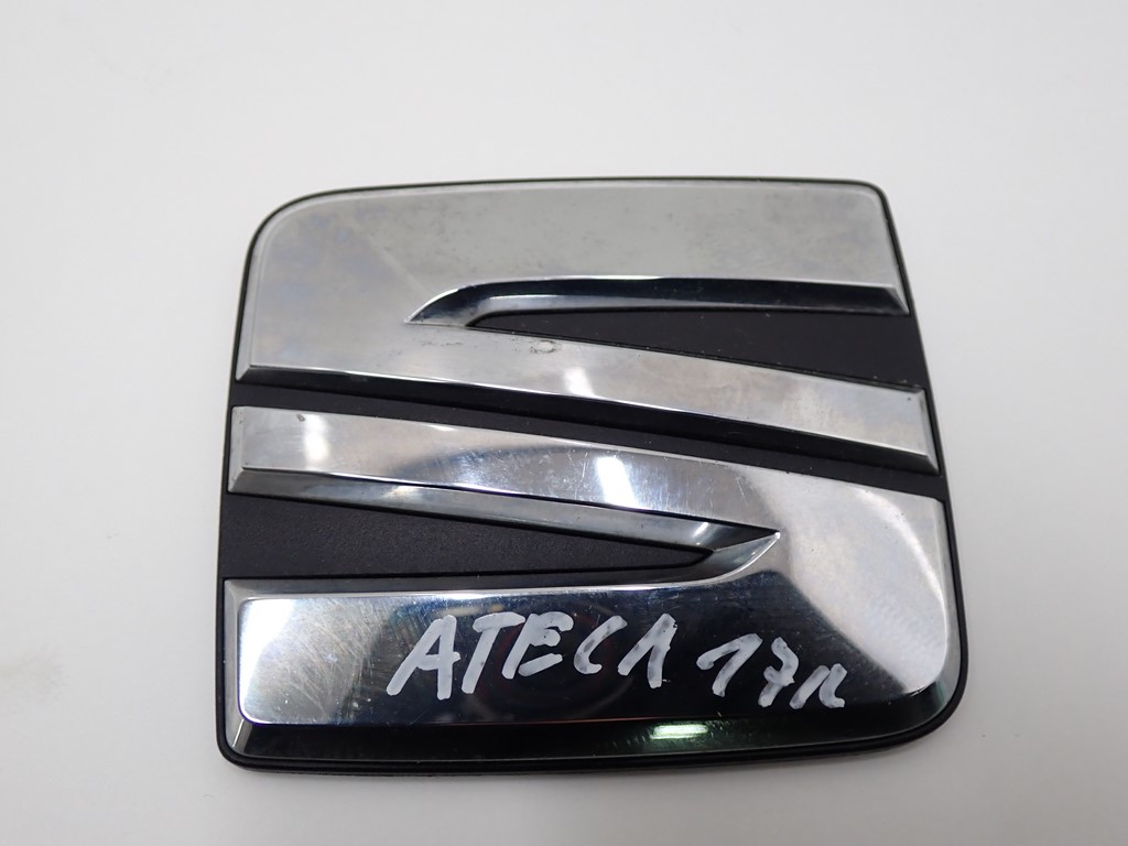 ZNACZEK EMBLEMAT LOGO 575853630 SEAT ATECA 17R - 12087011360 ...