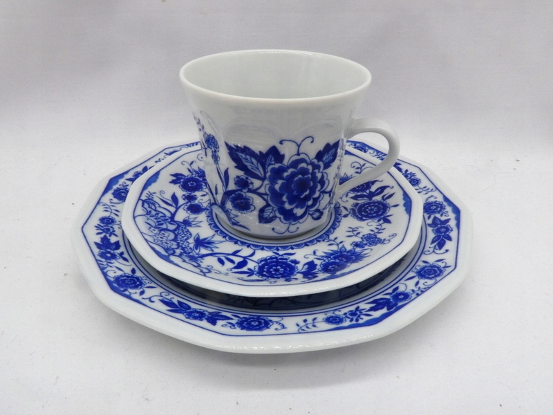 ZESTAW ŚNIADANIOWY WZÓR CEBULOWY KAHLA RAPSODIE -1-1130 - 14926817214 - oficjalne archiwum Allegro