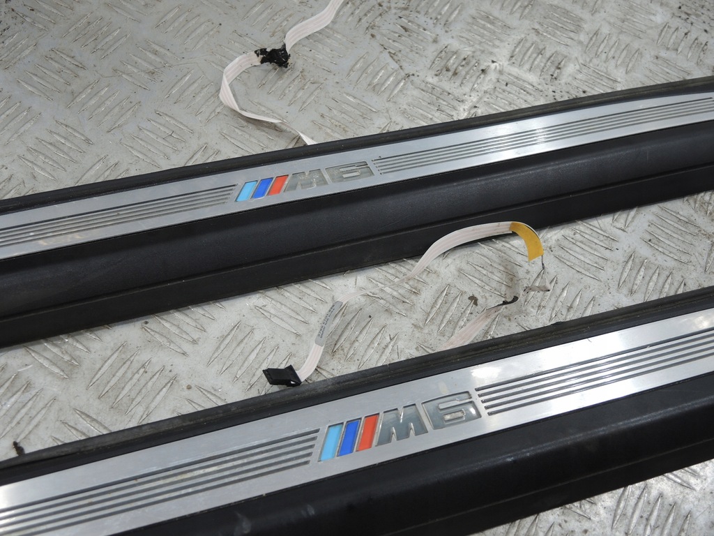 BMW E63 M6 V10 LISTWA PROGOWA DECOR LED 60829010 - 12075603972 ...