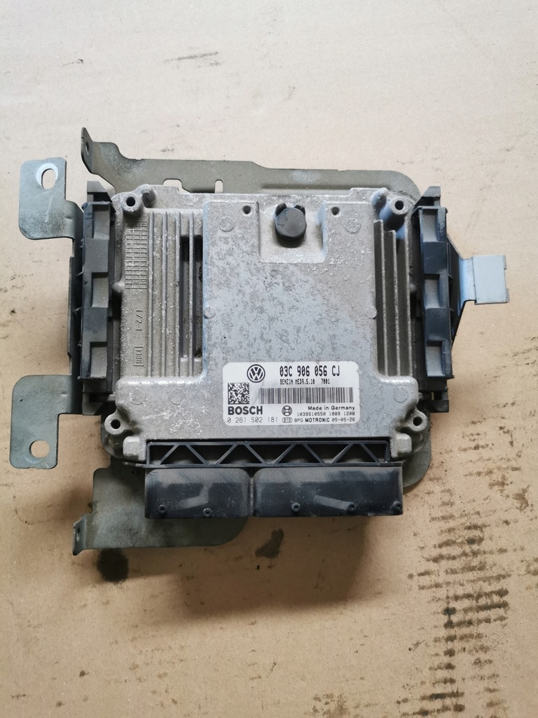 VW Touran 1.6 Sterownik silnika 03C 906 056 CJ - 12250526164 ...