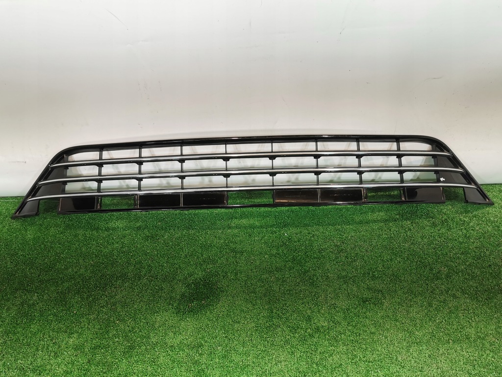 Kratka środkowa VW TOUAREG Lift R Line 7P6 - 11727034022 - oficjalne archiwum Allegro