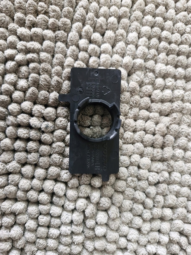 VOLVO XC40 UCHWYT KOSZ MOCOWANIE CZUJNIKA PARKOWANIA PDC - 15485511503 ...