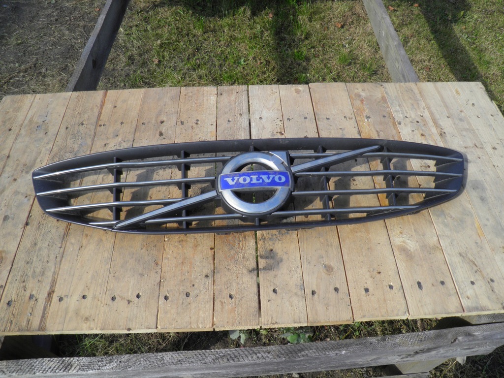 GRILL ATRAPA VOLVO V60 LIFT 31333834 - 12763230502 - oficjalne archiwum ...