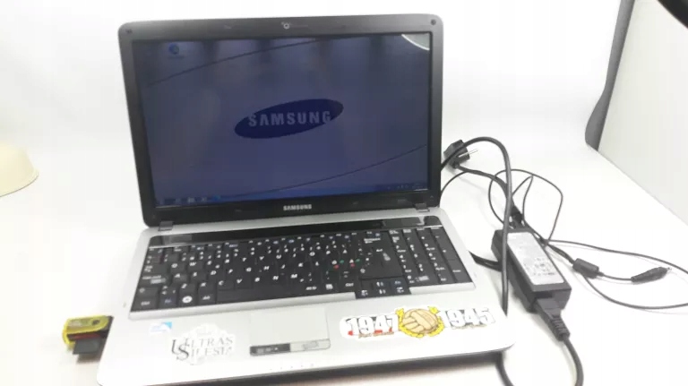 LAPTOP SAMSUNG RV510 + ZASILACZ - 12260938972 - oficjalne archiwum Allegro