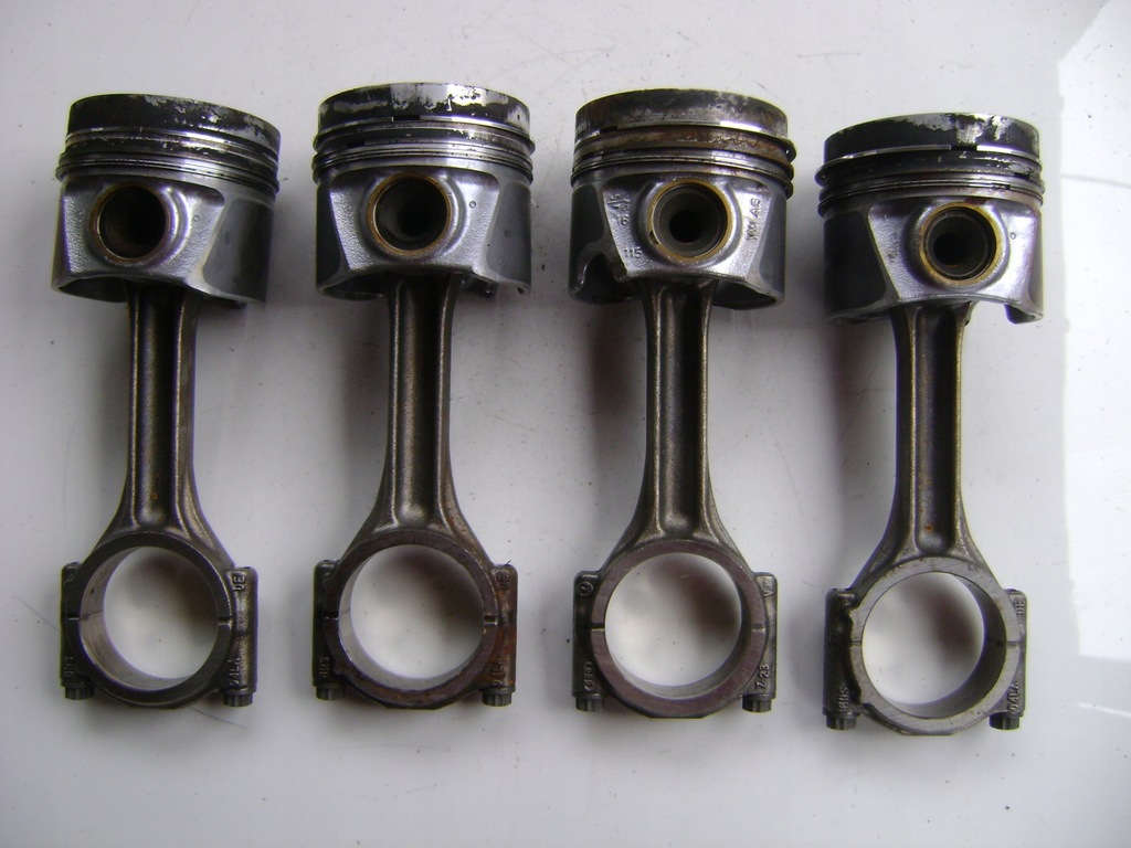 Tłok korbowód 04LA V300 VW Caddy 2.0TDI 2K5 - 12652522424 - oficjalne ...