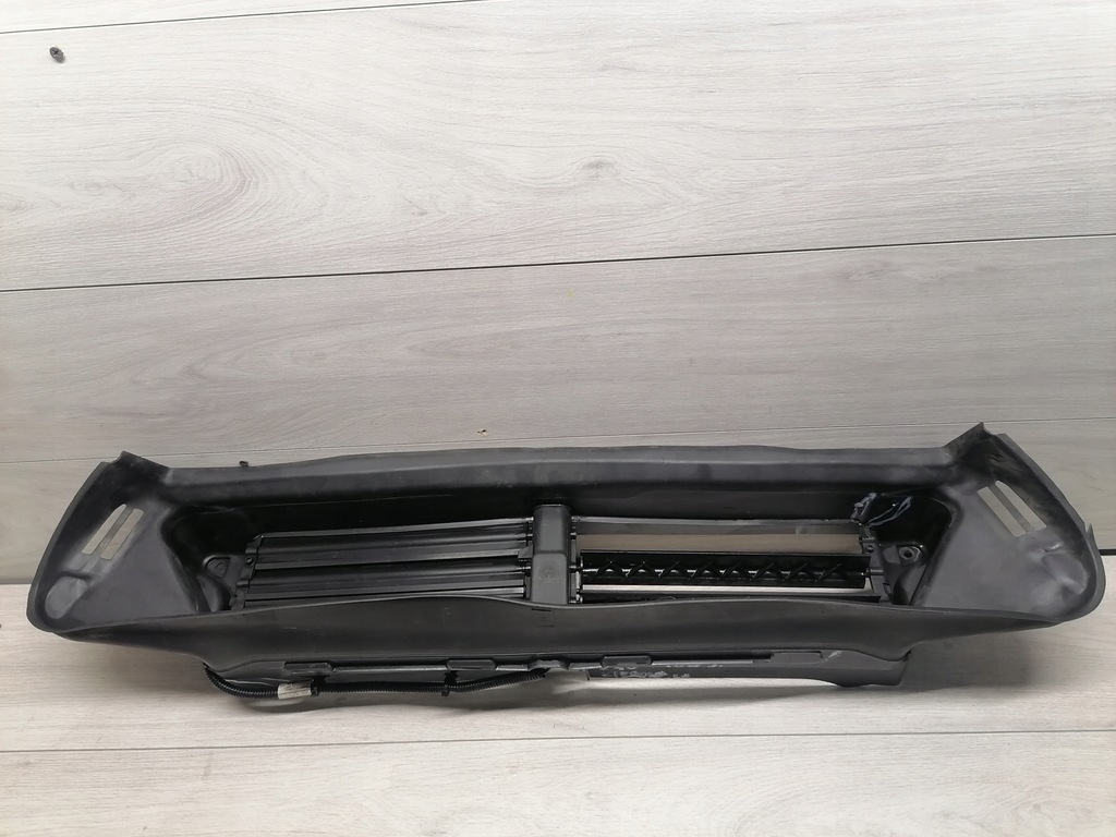 VOLVO V40 KIEROWNICA POWIETRZA ŻALUZJA 31455707 - 13655758120 ...