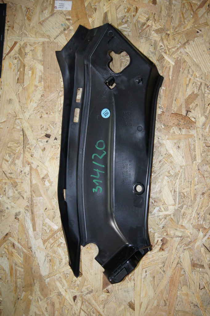 OSŁONA PASA LAMPY W204 A2048261024 - 8924664724 - oficjalne archiwum ...