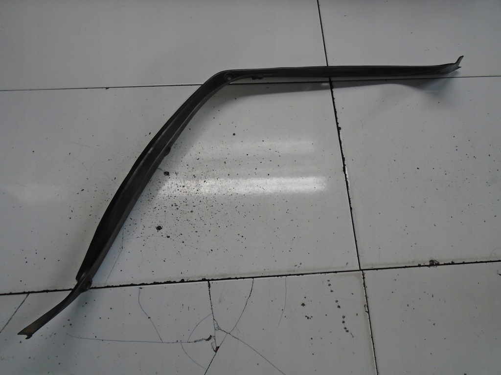 MERCEDES W204 LISTWA BAGAŻNIKA A2046931533 - 11361664132 - oficjalne ...