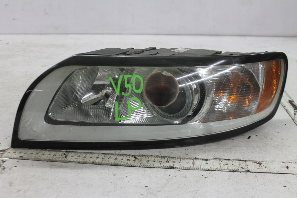 LAMPA LEWY PRZÓD 31265700 VOLVO V50 LIFT 07-12 UK - 13090103920 ...
