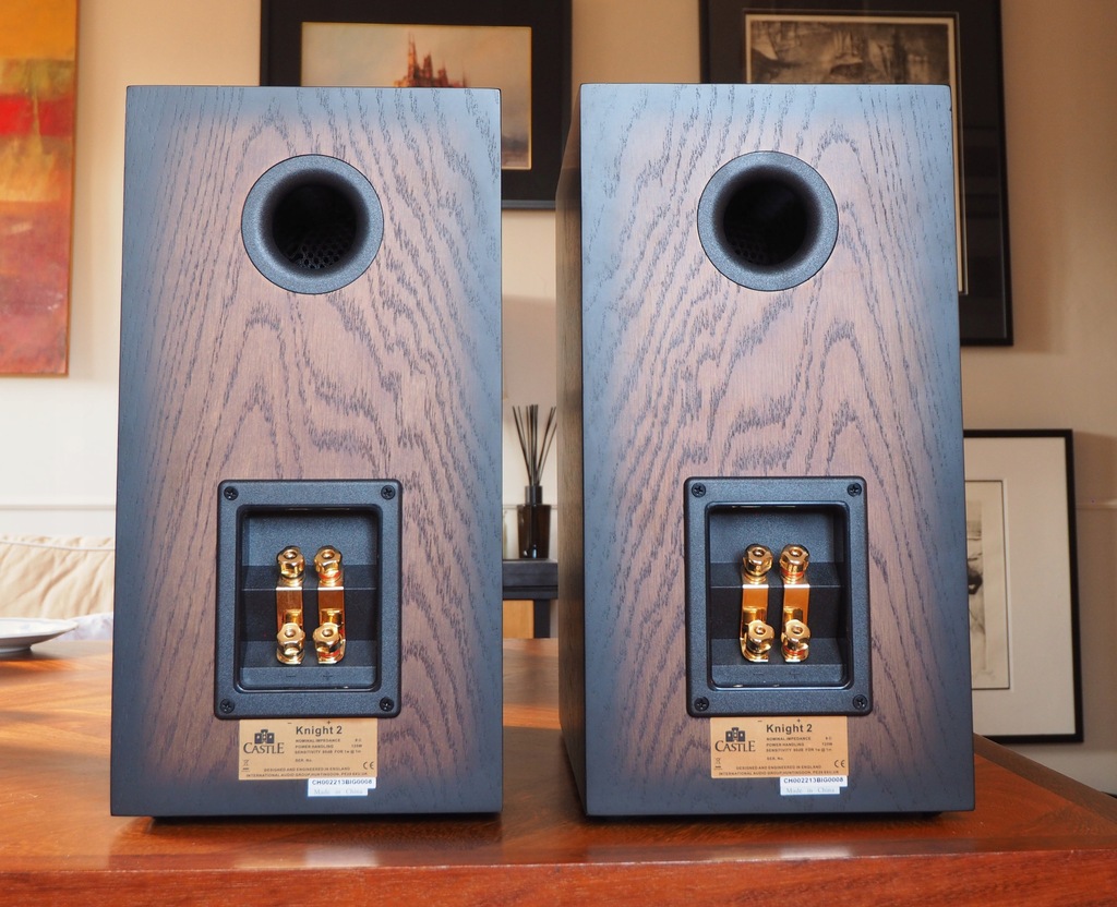 kolumny Castle Knight 2 jak nowe - 11656108344 - oficjalne archiwum Allegro