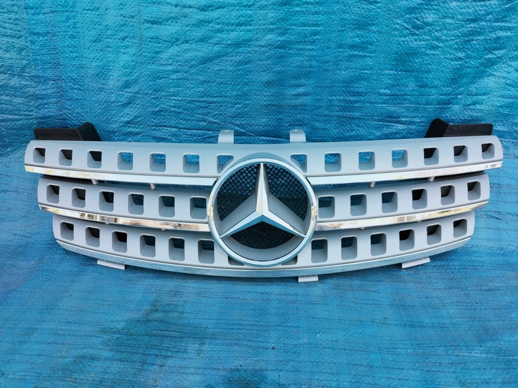 ATRAPA GRILL ZDERZAKA PRZÓD MERCEDES ML W164 - 12255389696 - oficjalne ...